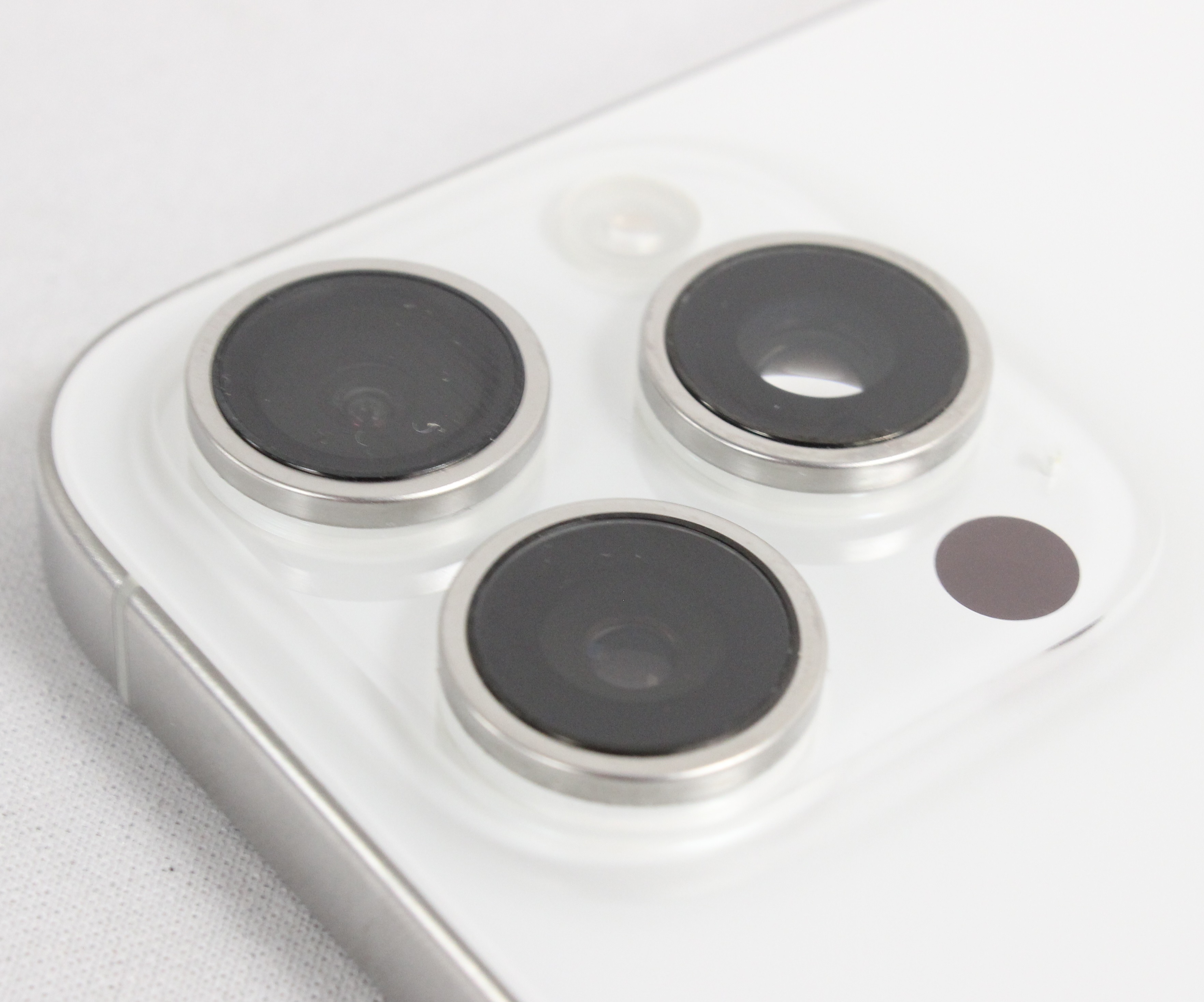 Pre-owned Apple iPhone 15 Pro Max 256GB White Titanium Smartphone ...